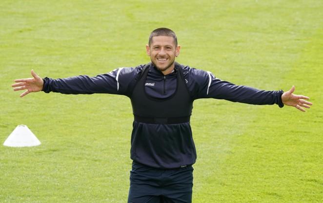 Javier Acuña: «Estamos preparados para jugar tres partidos por semana»